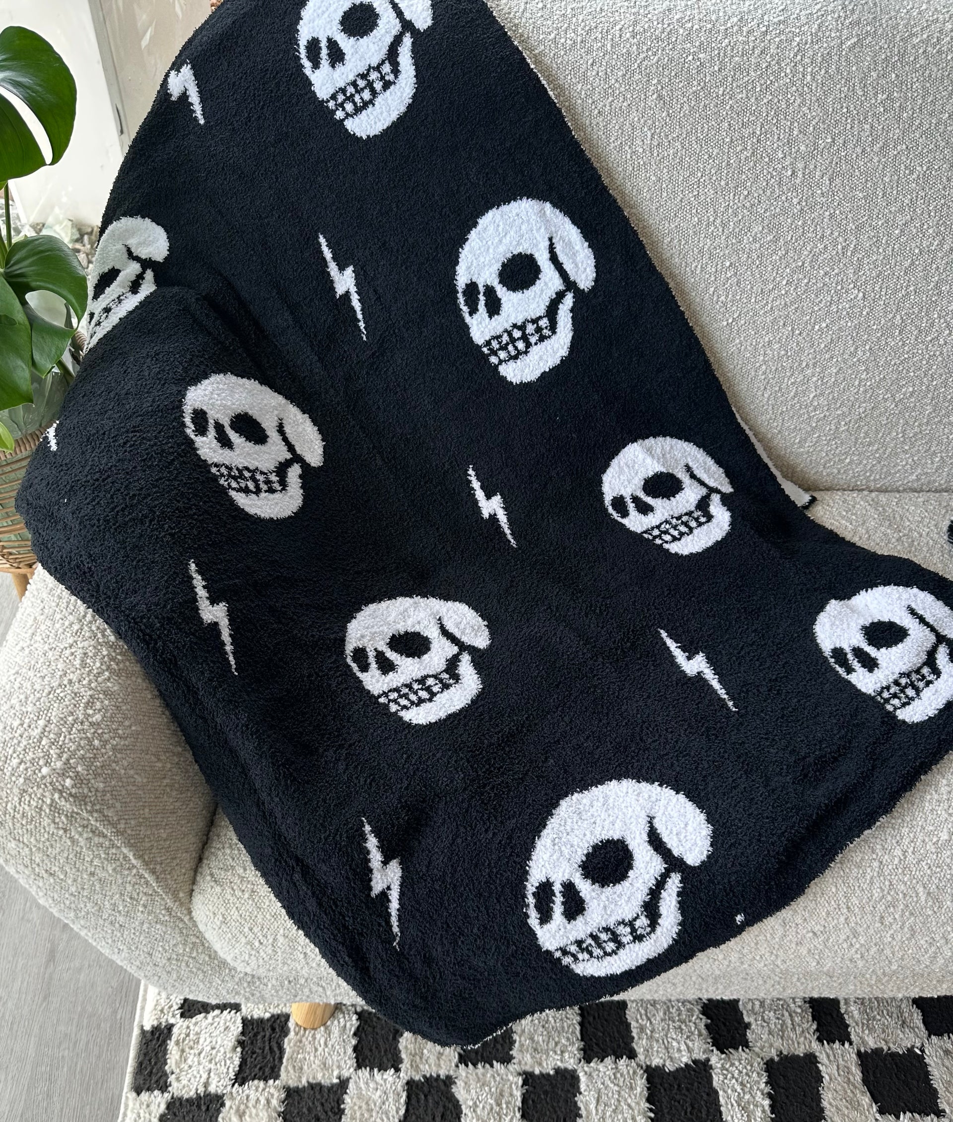Skull & Bolt Luxe Home Blanket – LocalBeach